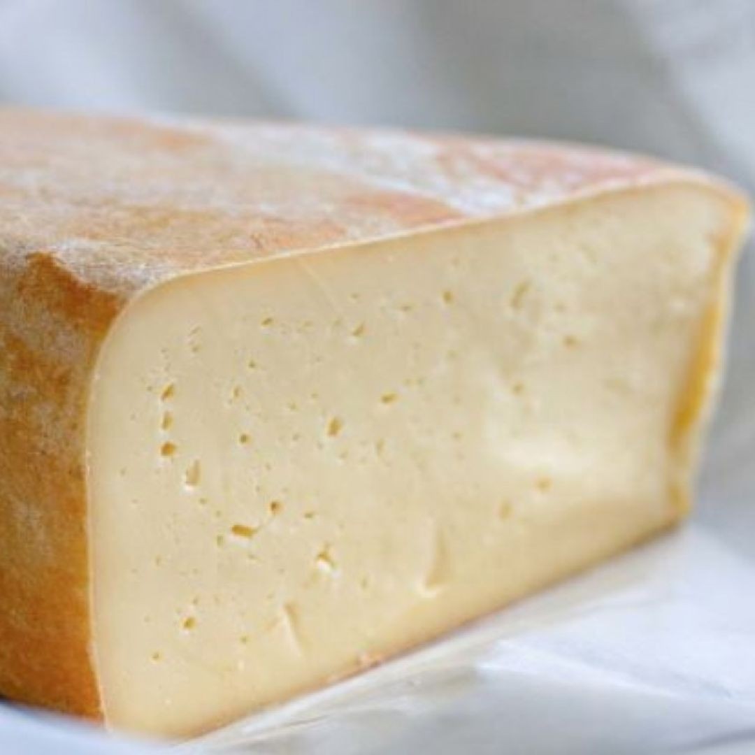 Ogleshield - Montgomery’s per kilo | Albion Fine Foods Ltd.