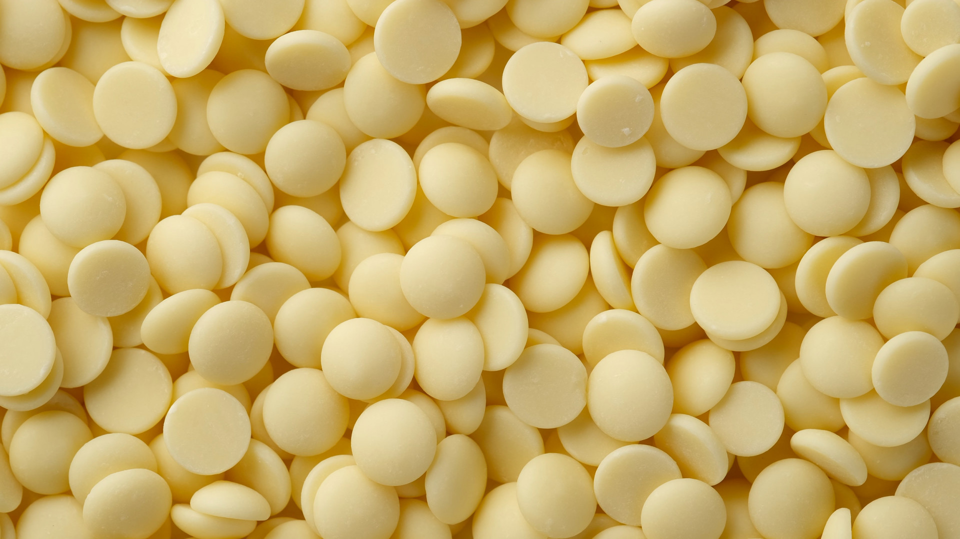White Chocolate Callets 'Ivoire' 35% 3kg | Albion Fine Foods Ltd.