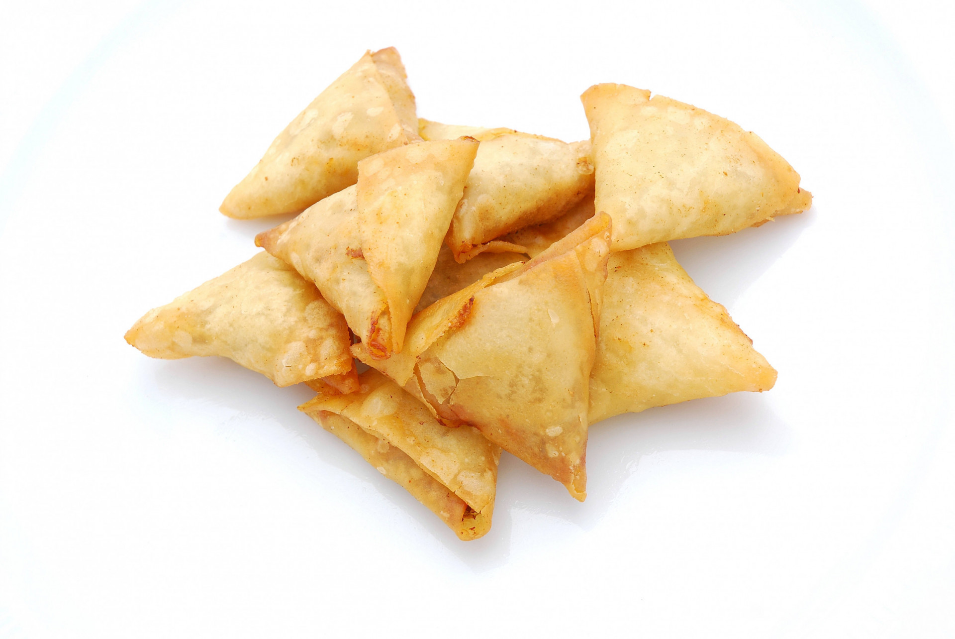 Mini Lamb Samosa, Frozen 100 x 20g | Albion Fine Foods Ltd.
