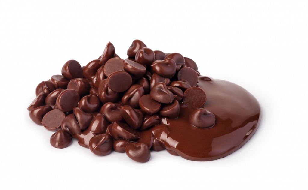 Milk Chocolate Callets 33% 10kg 10kg | Albion Fine Foods Ltd.